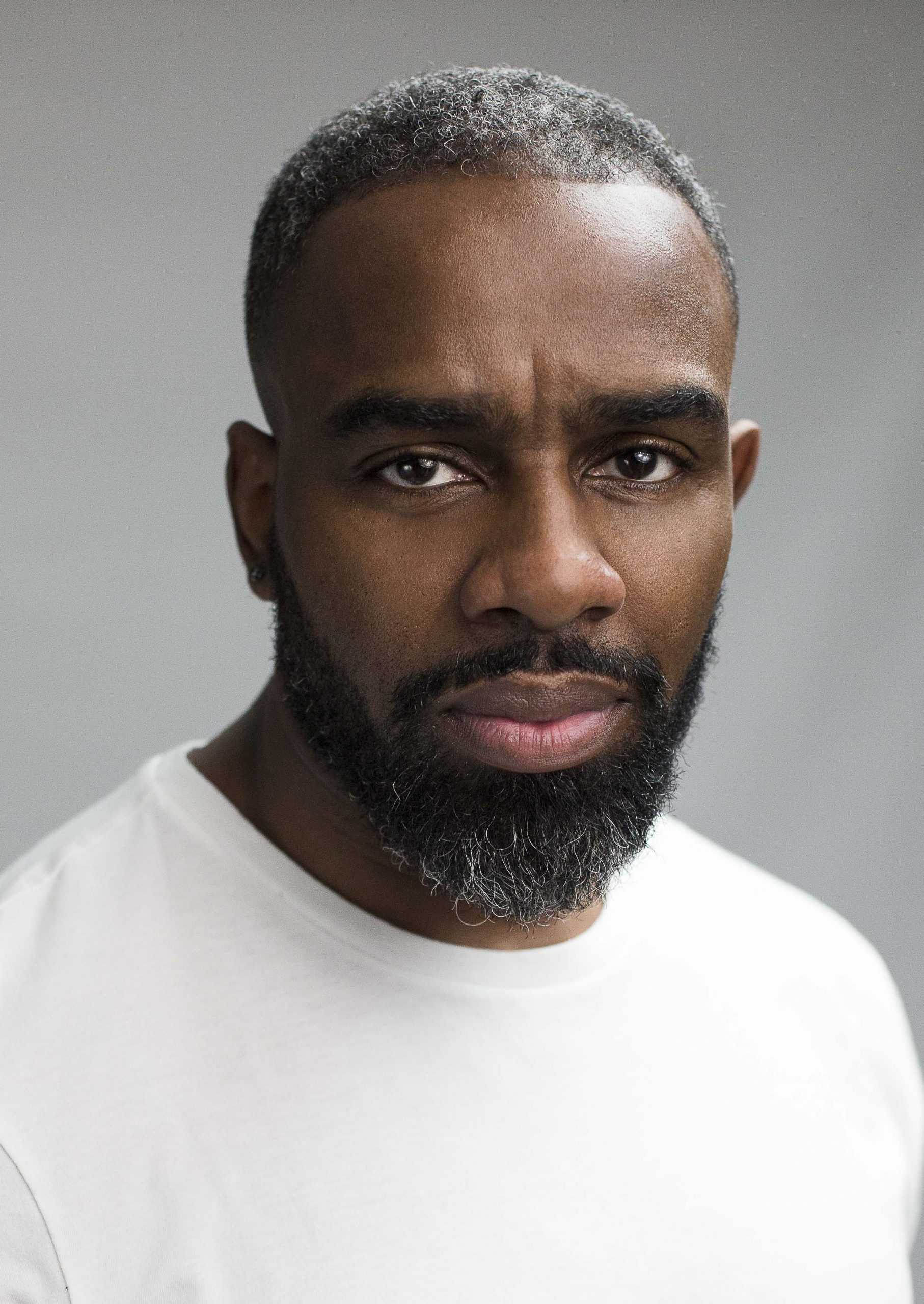 Portraits – Ernest Simons